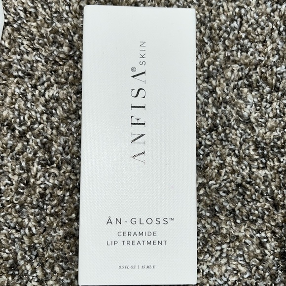 anfisa | Makeup | Anfisa Skin An Gloss Ceramide Lip Treatment | Poshmark